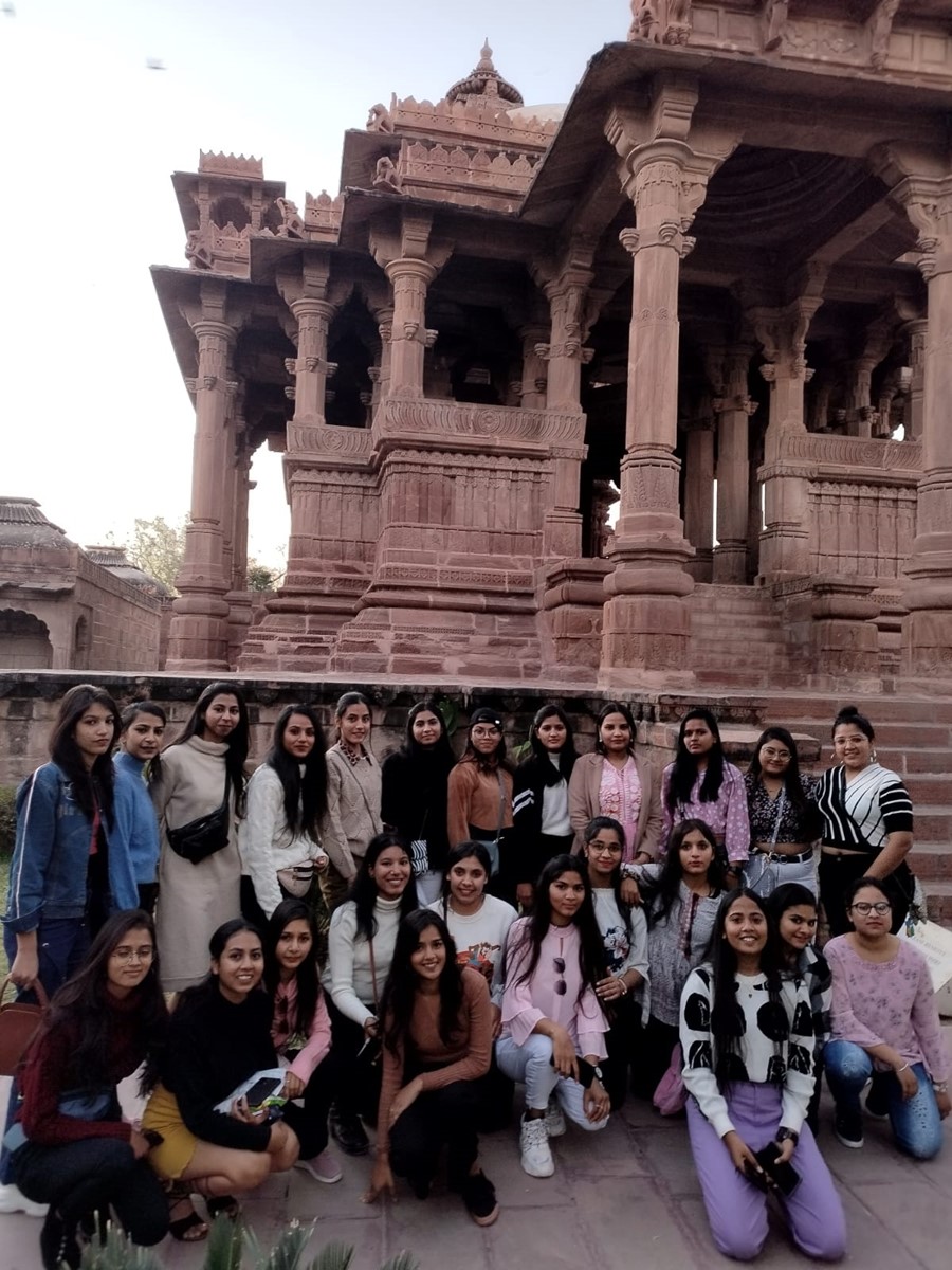 RK Girls College